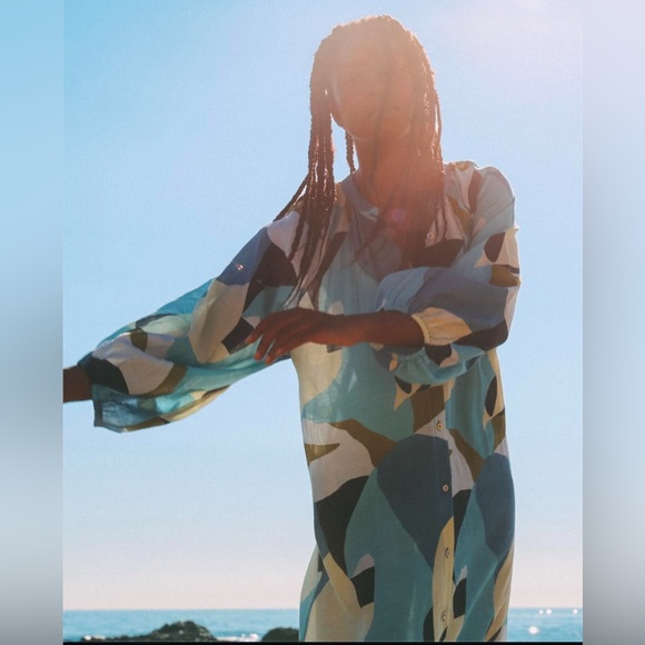 Electric & Rose | Dresses | Electric Rose Blue And White Abstract Dress ...
